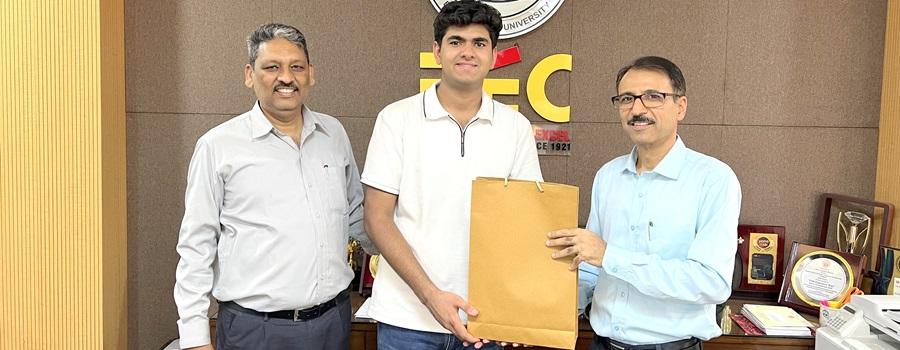 PEC students won Grand Finale of Bajaj TORQ & OHM Challenge | Punjab ...